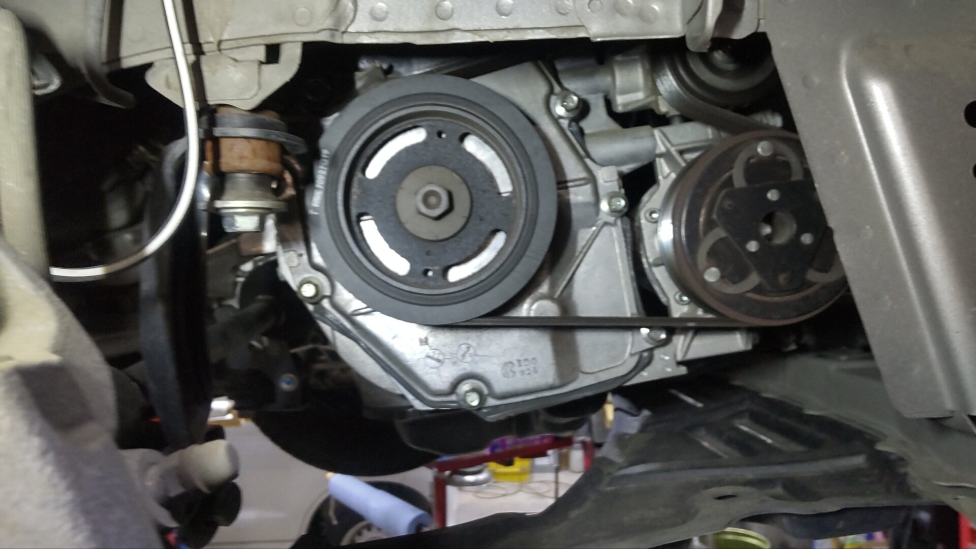 NV200/VM20/ベルト交換作業/ベルト鳴き