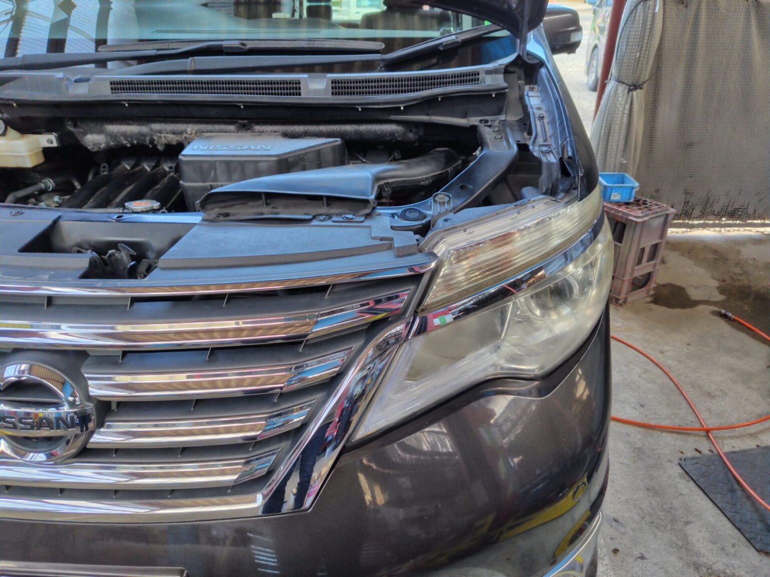 【セレナ】Sﾊｲﾌﾞﾘｯﾄﾞ/HFC26/アイドリングストップ/メインバッテリー/サブバッテリー/交換